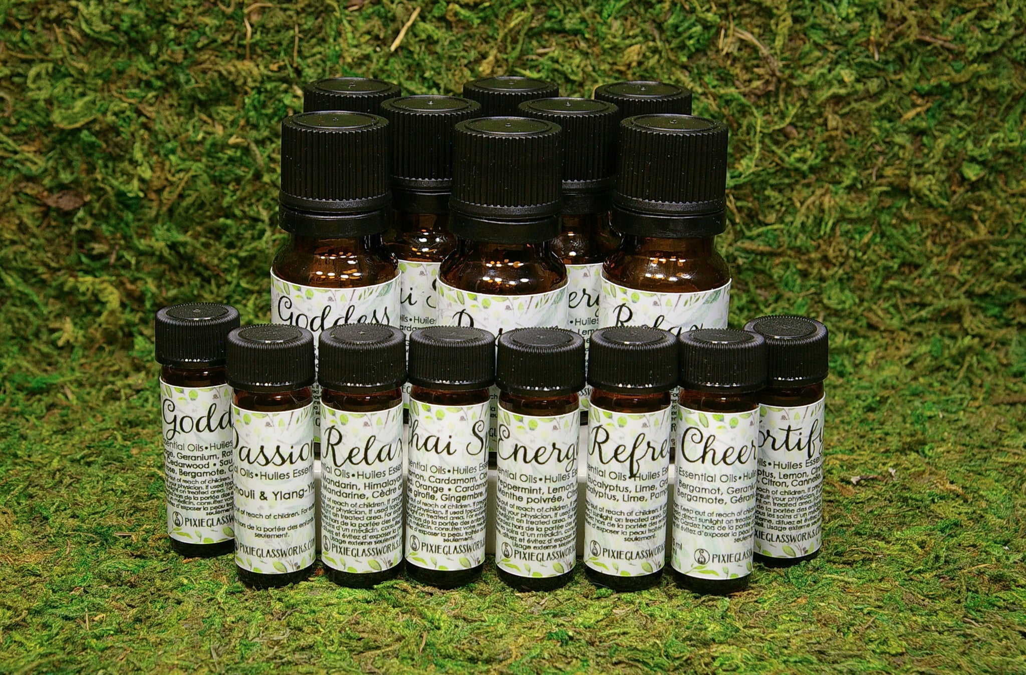 Pixie Glassworks Aromatherapy Jewelry; handblown jewelry that makes scents!